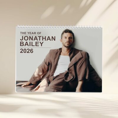 jonathan Bailey 2026 Wall Calendar – Thread Rody